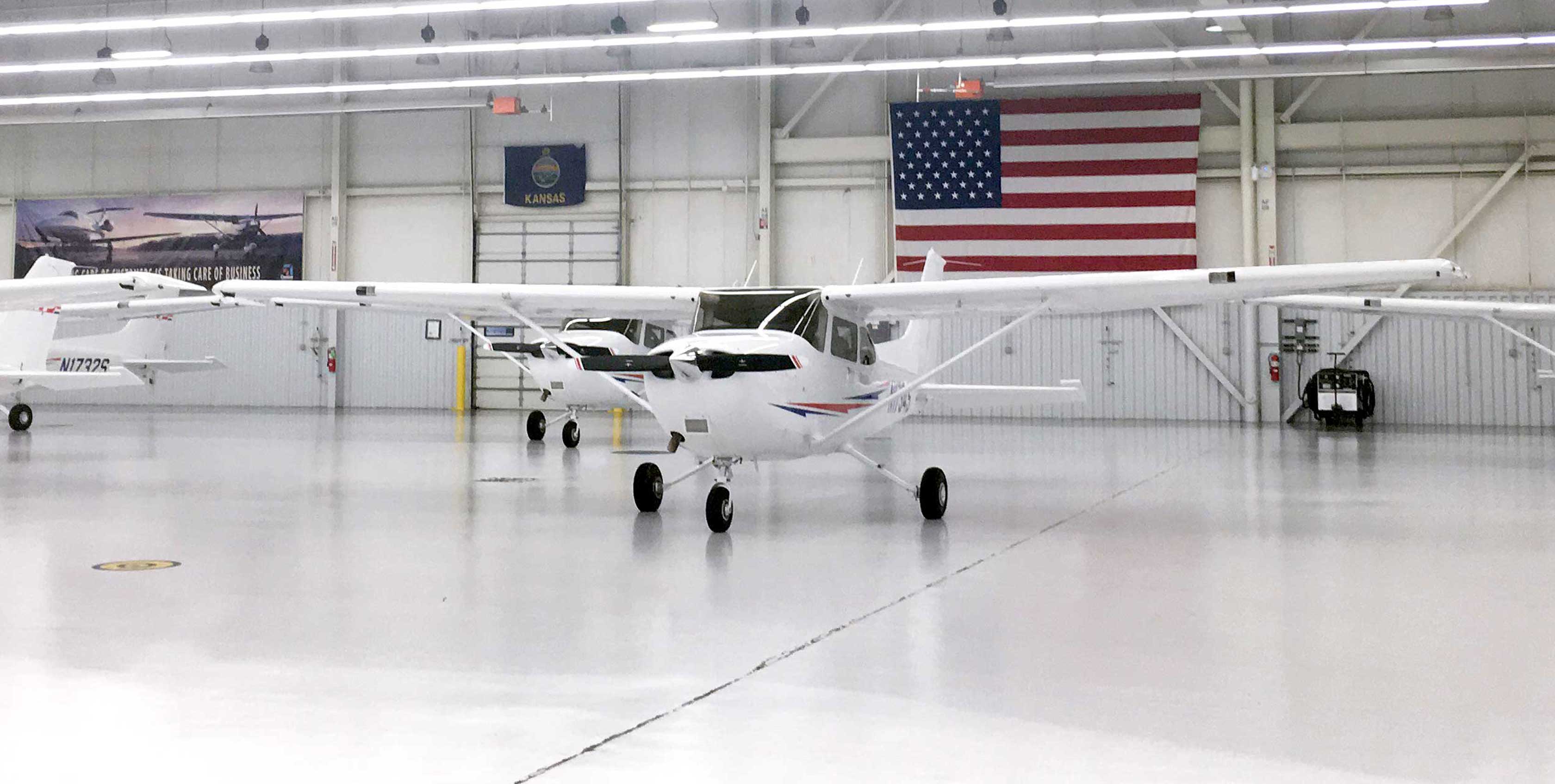 Cessna 172 Skyhawks / ATP Flight School